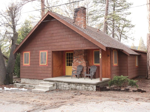 Cabin Explorer - Idyllwild Inn
