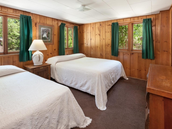 Rustic Cabins - Idyllwild Inn