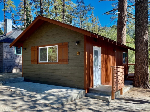 Cabin Explorer - Idyllwild Inn