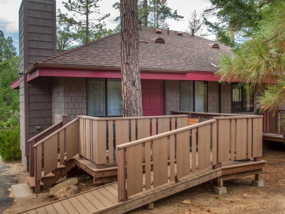 Cabin Explorer - Idyllwild Inn