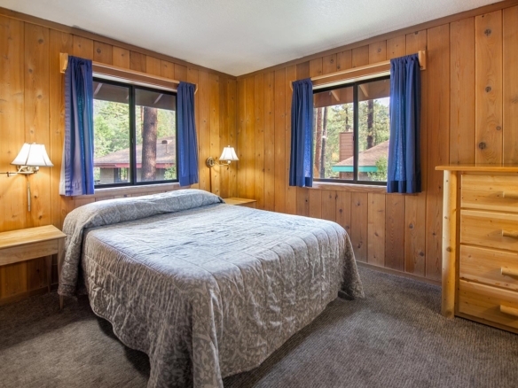 Cabin Explorer - Idyllwild Inn