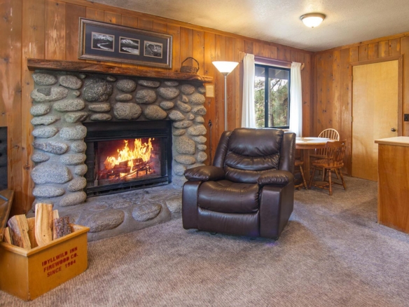 Cabin Explorer - Idyllwild Inn