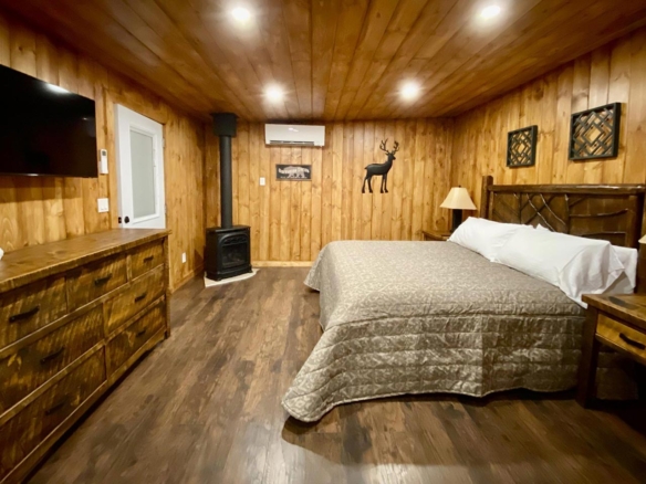 Cabin Explorer - Idyllwild Inn