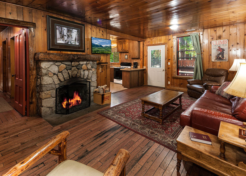 Rustic Cabins - Idyllwild Inn