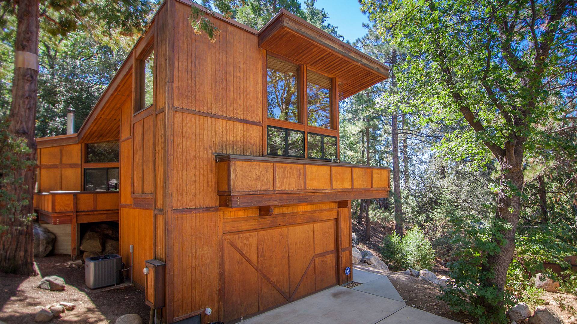 Home - Idyllwild Inn